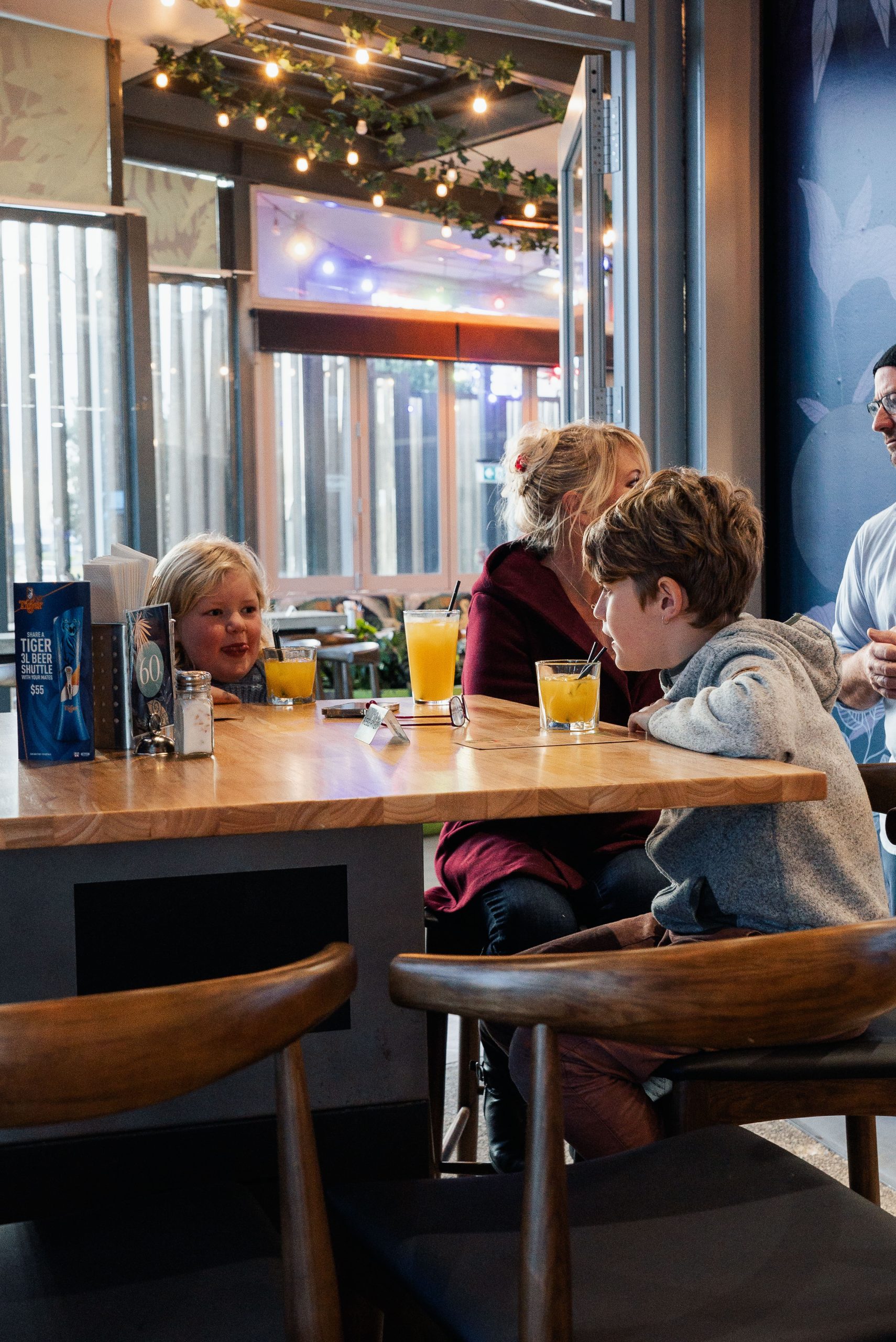 Foundation-062 - Foundation Bar